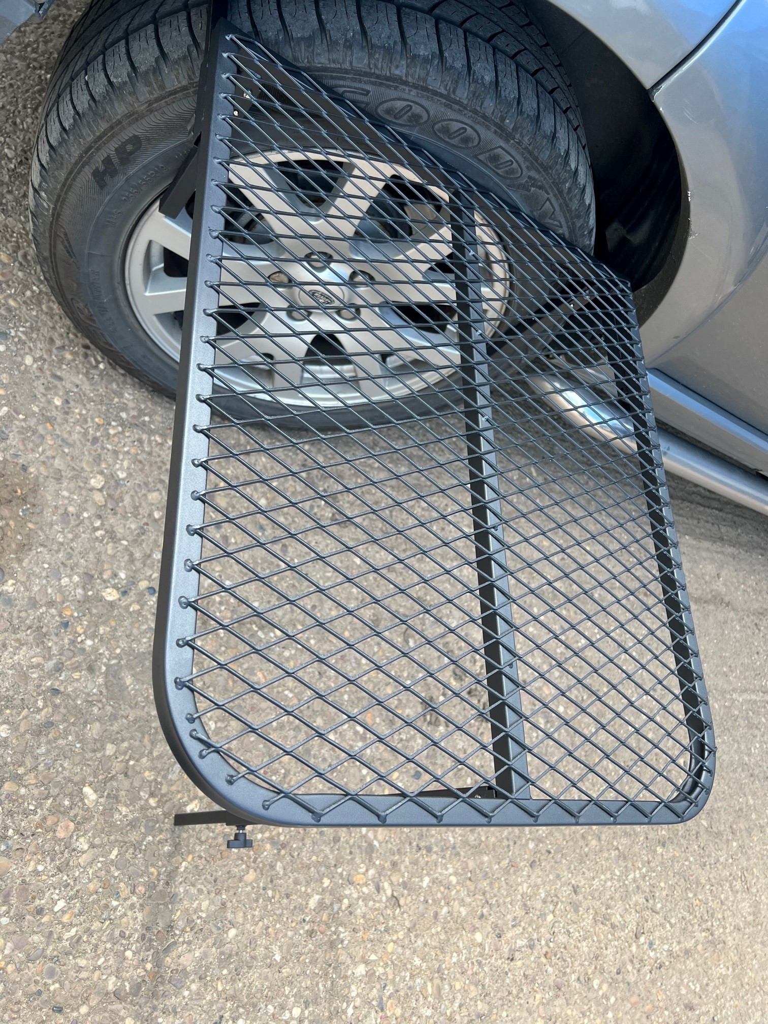 Tyre Table – Hadley Services